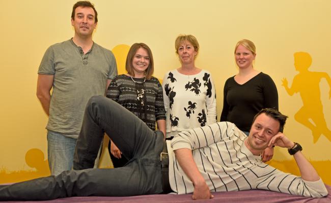 Kinésithérapie Van Acker Eric | Beki – Solidaritéit, déi sech bezuelt mécht.